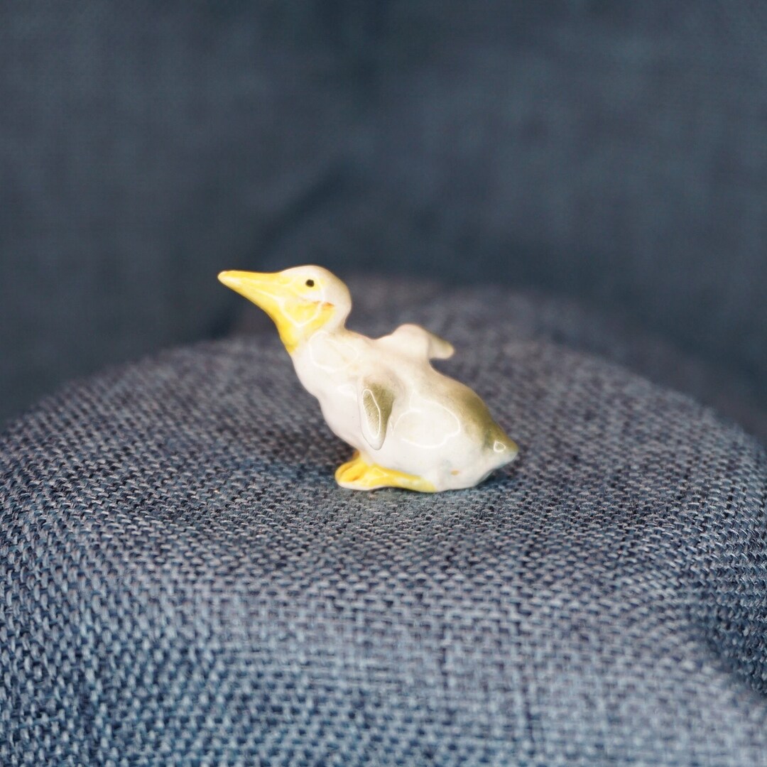 Miniature Ceramic Pelican. Tiny Great White Pelican Chick Marine Bird ...