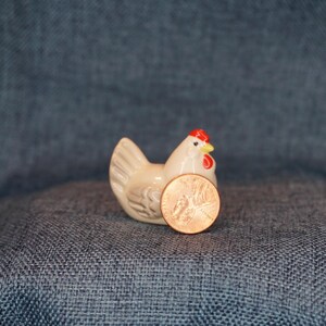 Hagen Renaker Angular Hen Figurine. Miniature White Leghorn Chicken ...