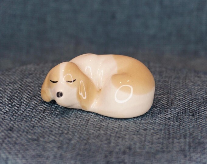 Szeiler England Sleeping Dog. Miniature Ceramic White Brown Hound ...