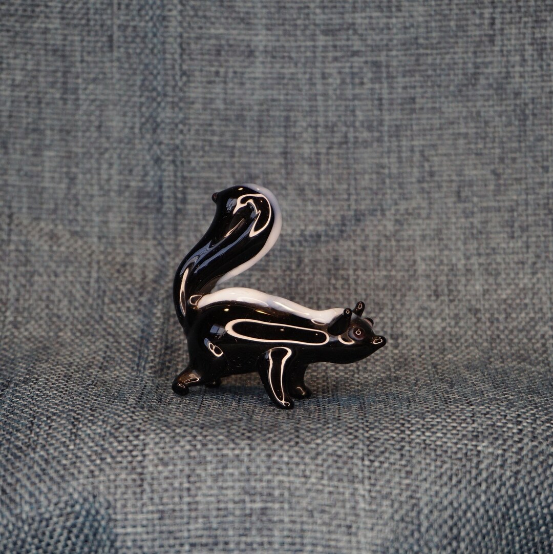 Vintage Glass Skunk Figurine. Miniature Lampwork Art Glass Skunk ...