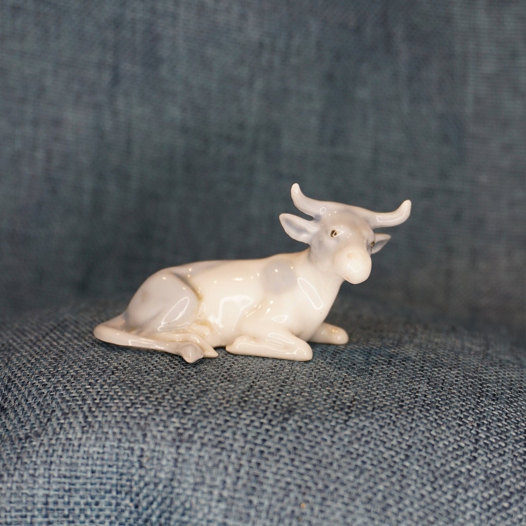 Miniature Blue and White Cow Figurine. Antique Germany Gotha Pfeffer ...