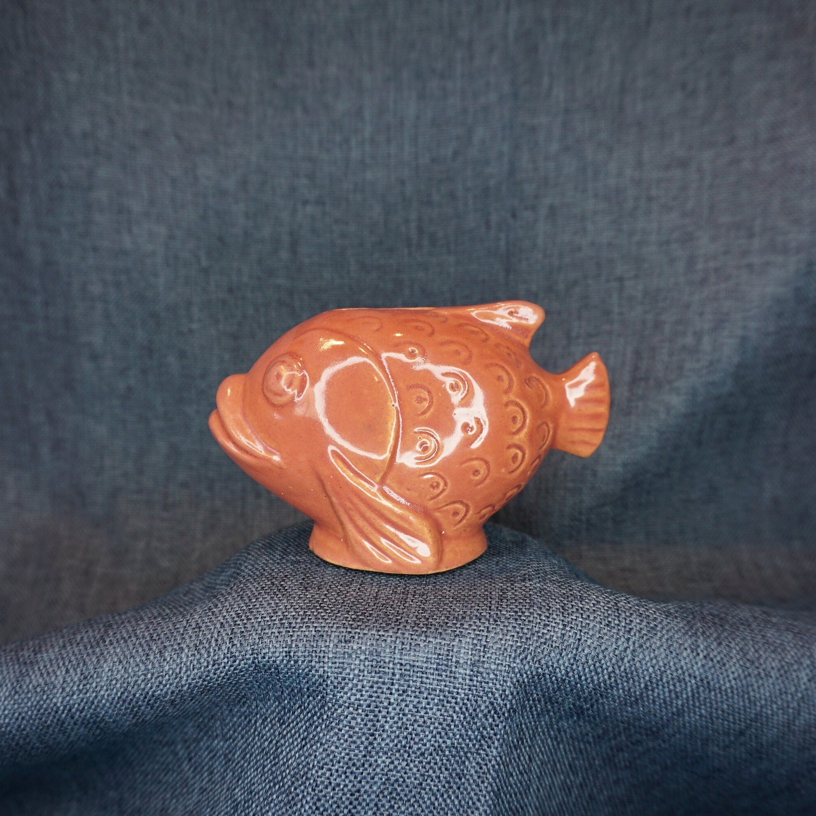 Rosemeade Fish Bank. 1940s Rose Pink Goldfish Collectible Figure. Mid ...
