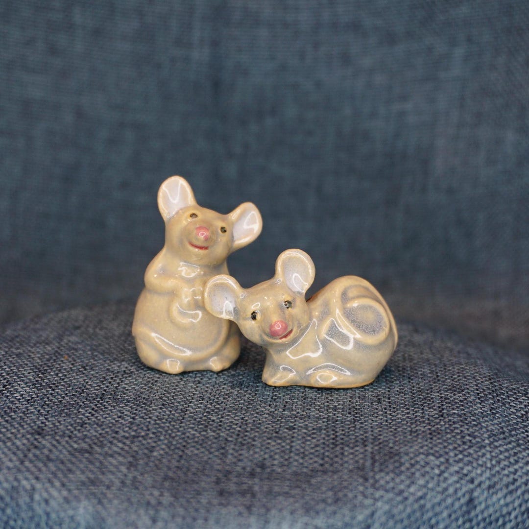 Rosemeade Miniature Gray Mouse Figurines. Vintage North Dakota Pottery ...