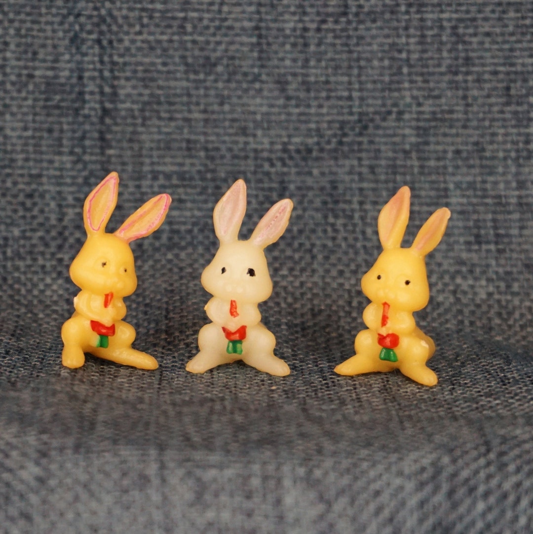 Tiny Plastic Rabbit Figurine Lot. Vintage Miniature Bunny Rabbits With ...