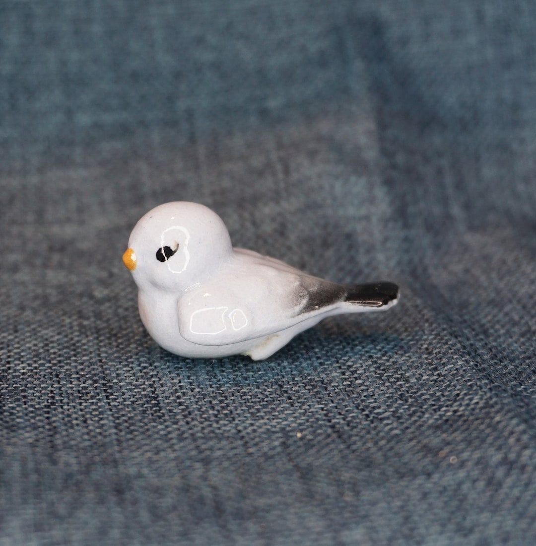 Tiny Ceramic Bluebird Figurine AS-IS. Miniature Hagen Renaker Tweetie ...