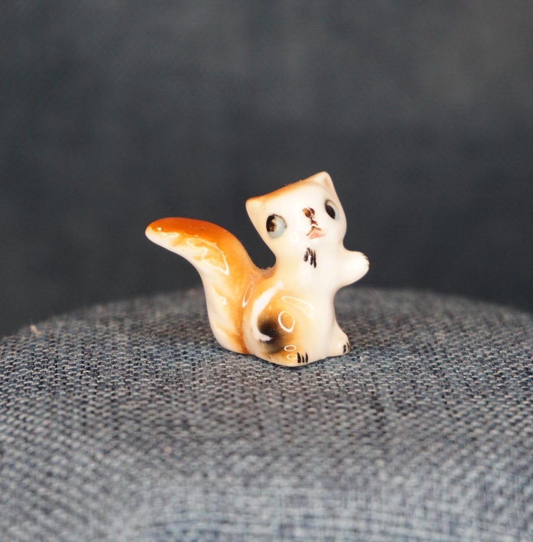 Vintage Chipmunk Figurine. Miniature Woodland Animal Collectible ...