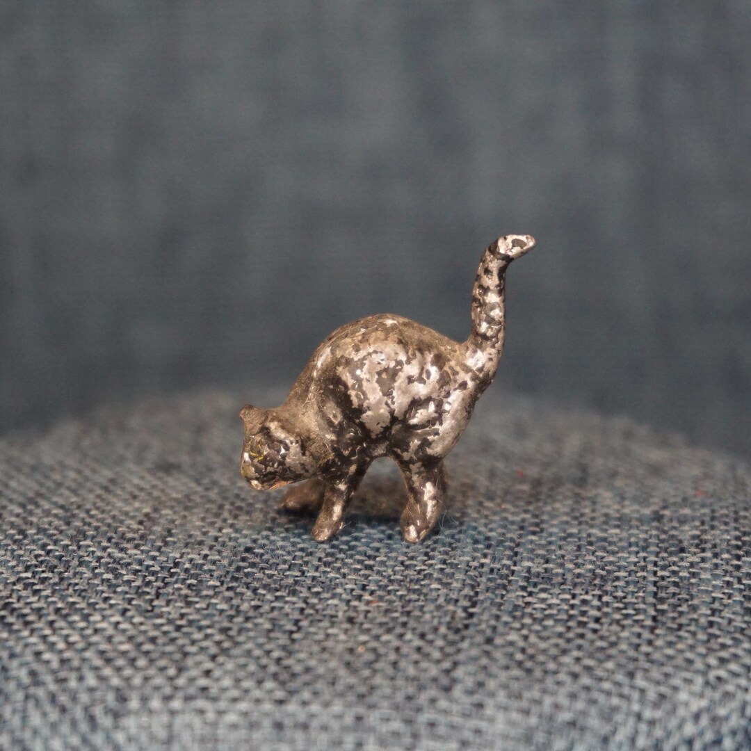 Tiny Silver Metal Cat Figurine: Antique Dollhouse Pet Accessory - Etsy