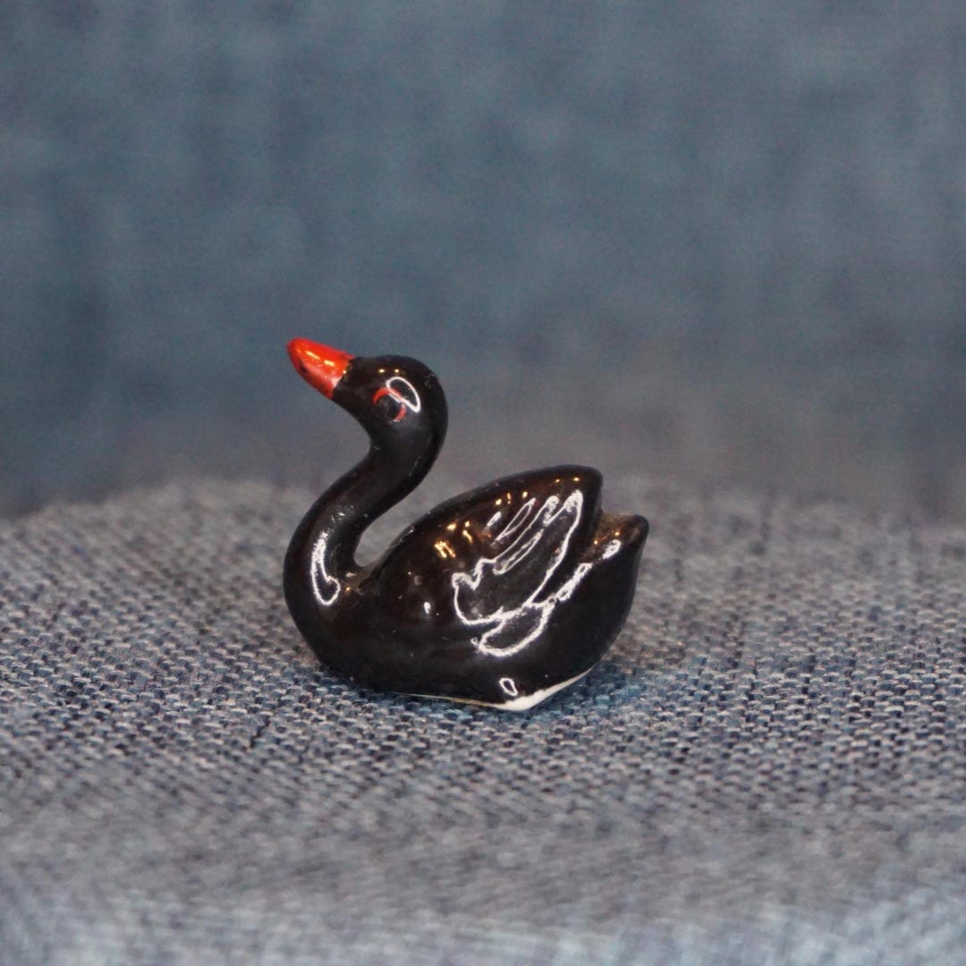 Bug House Black Swan Figurine. Tiny Miniature Waterfowl Bird: Dollhouse ...