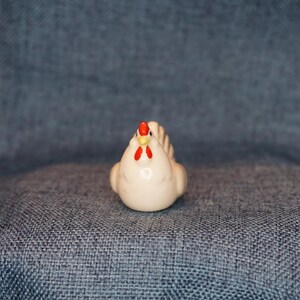 Hagen Renaker Angular Hen Figurine. Miniature White Leghorn Chicken ...