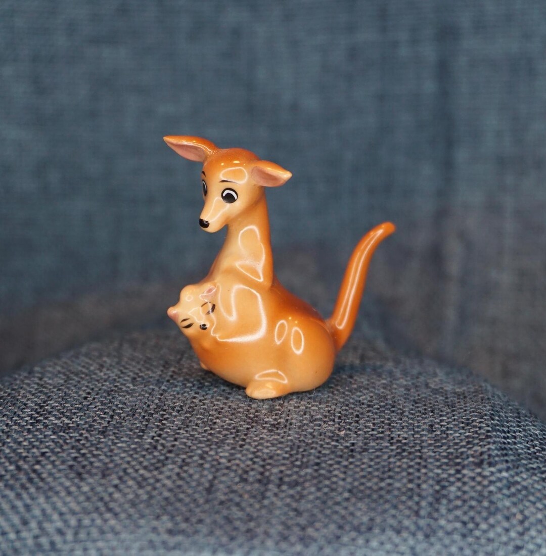 Miniature Kangaroo and Joey Figurine. Vintage Ceramic Australian Wild ...