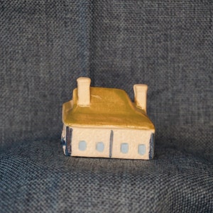 Miniature Stoneware House Figurine. Vintage Tiny Mid English Cottage ...