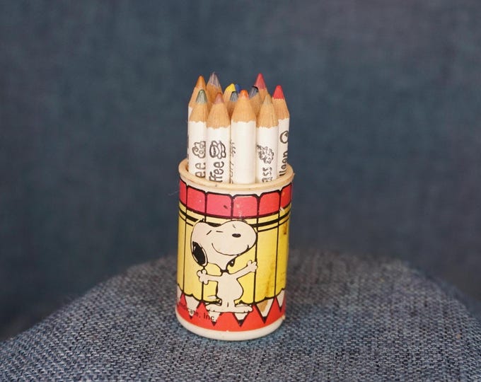 Miniature Snoopy Colored Pencils Cup. Vintage 1958 Peanuts Cartoon ...