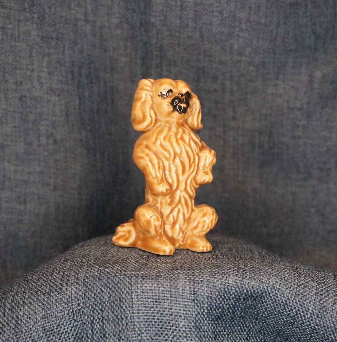 Vintage Ceramic Arts Studio Pekingese Figurine. Vintage Mid Century ...