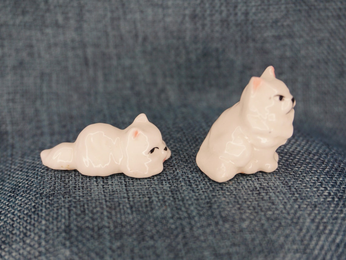 Vintage Bug House Porcelain Persian Cat Figurines: Miniature Kitten Set ...