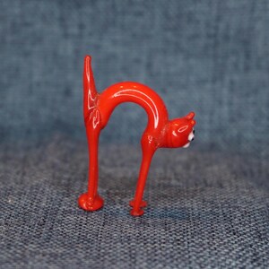 Miniature Red Cat Figurine. Funky Vintage Lampwork Glass Scared Kitten ...