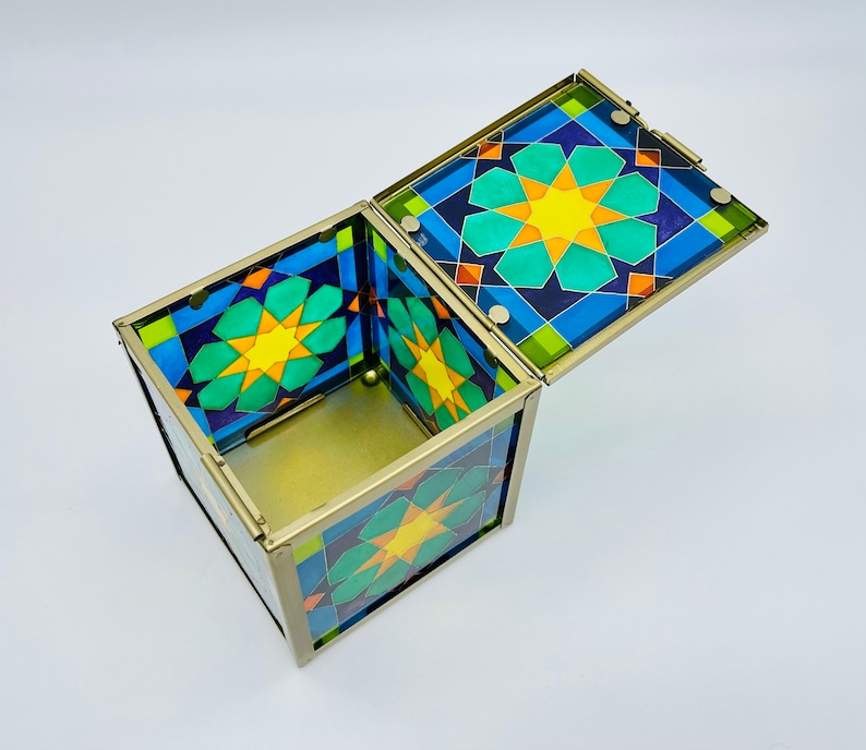 Hand Painted Glass Box. Jewelry/ Trinket/ Gift/ Light Box. - Etsy