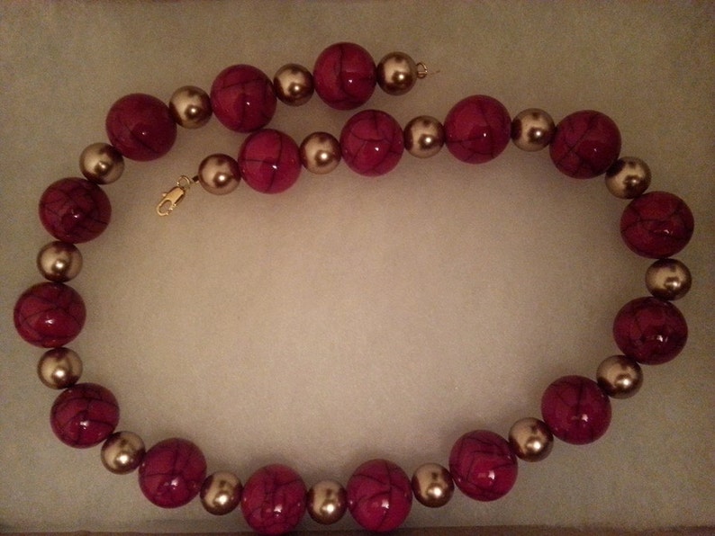 Red and Gold Beaded Necklace - Etsy