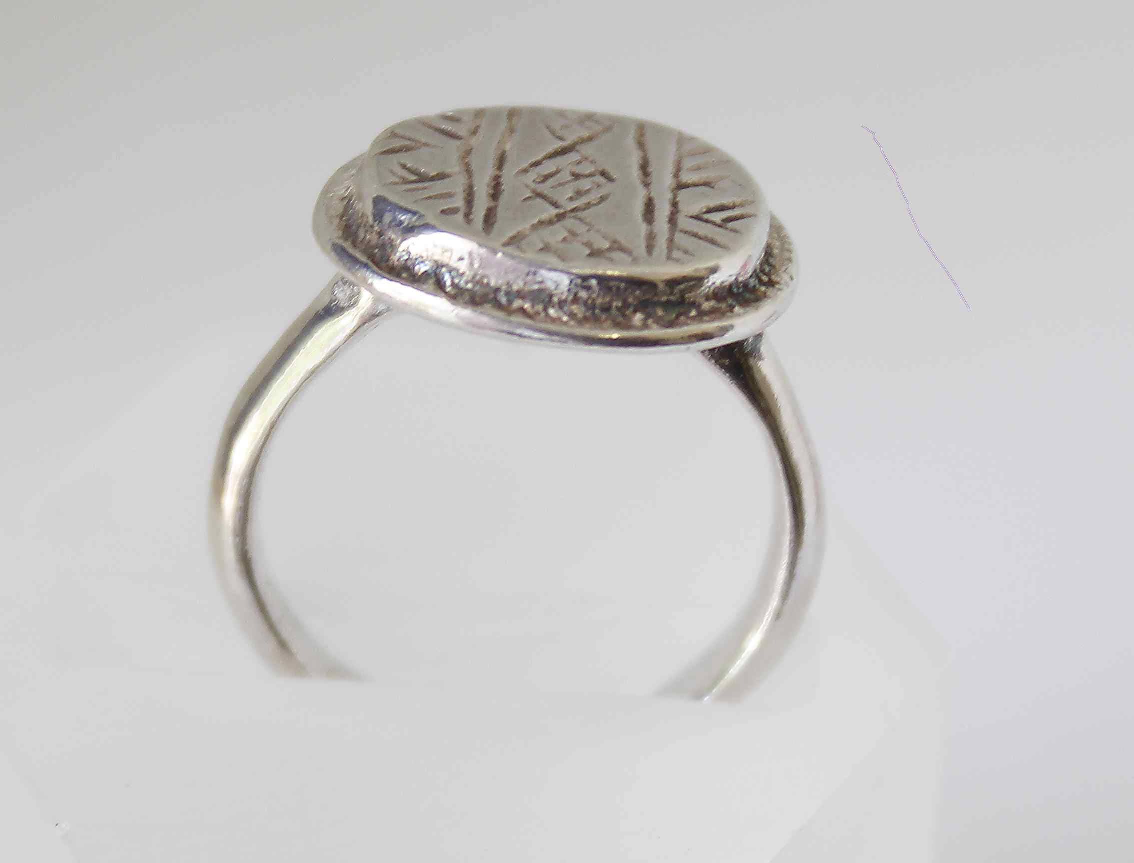 Ancient Roman Silver Ring. A Replica of an Original Ring From the 2nd ...