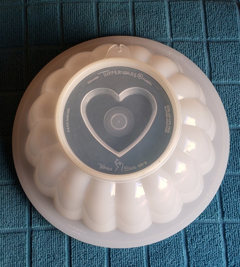 Vintage Tupperware Jello Mold 616 W/ Heart Seal 631 and Seal - Etsy