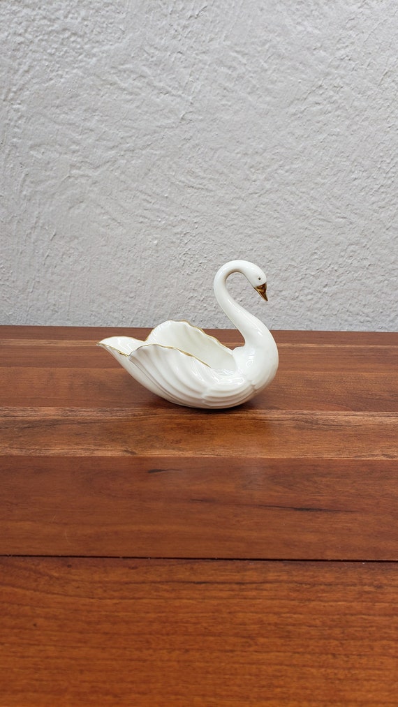 vintage swan trinket dish - Gem