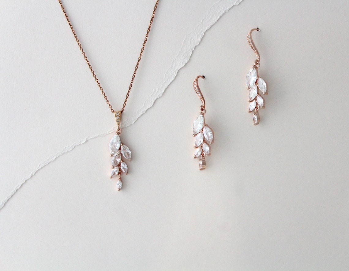 Rose gold necklace set Bridal jewelry set Dainty Bridesmaid | Etsy