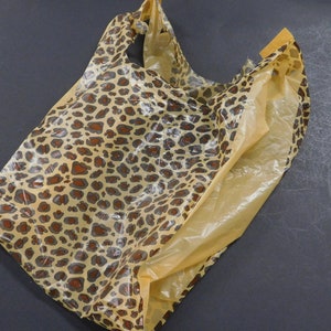 50 Pcs 11.5x6x21 LEOPARD Plastic T-shirt Bag Animal Print Party ...