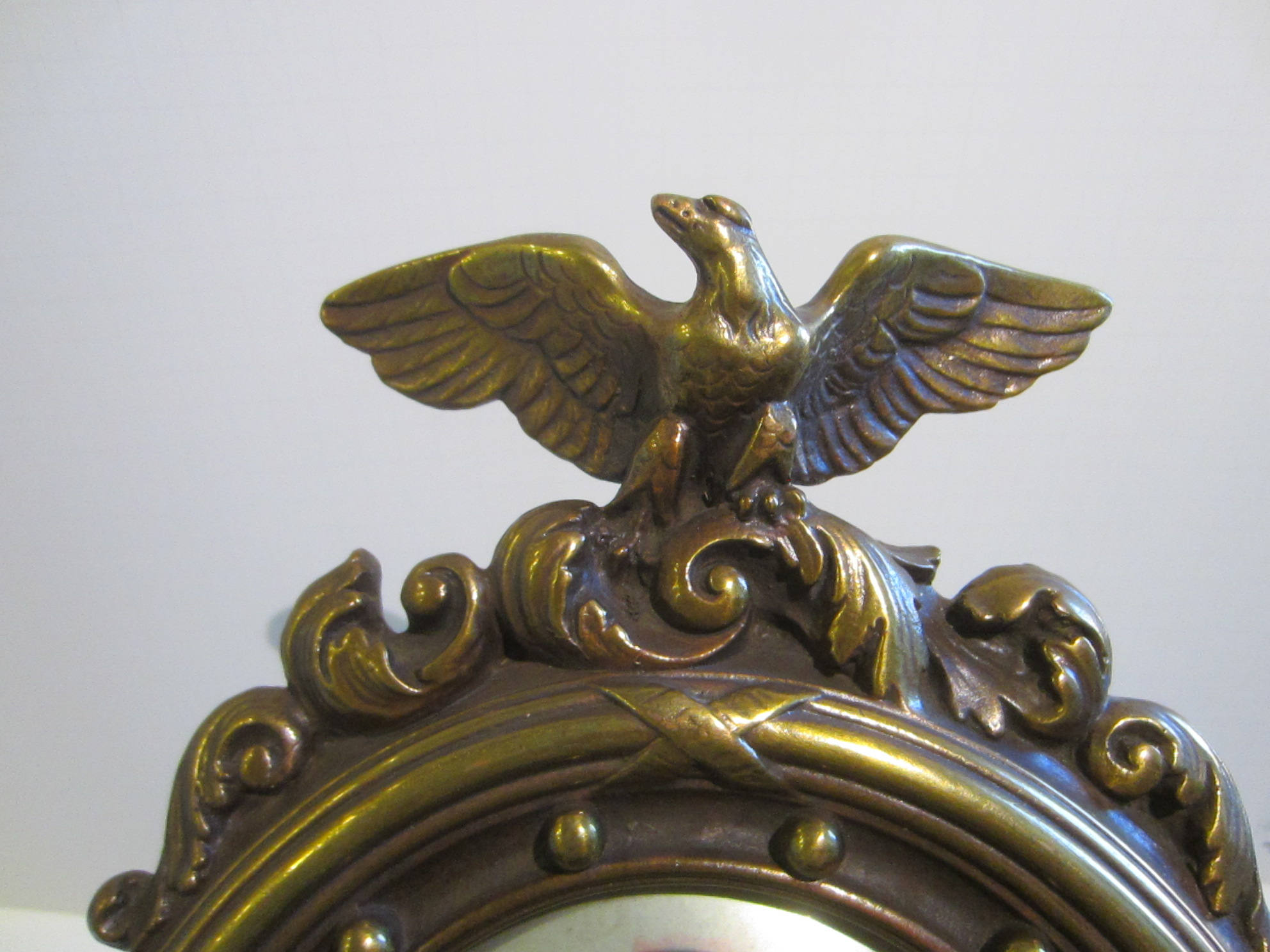 Pair of Colonial Antiqued Eagle Crest Mid Century Convex Mirrors - Etsy