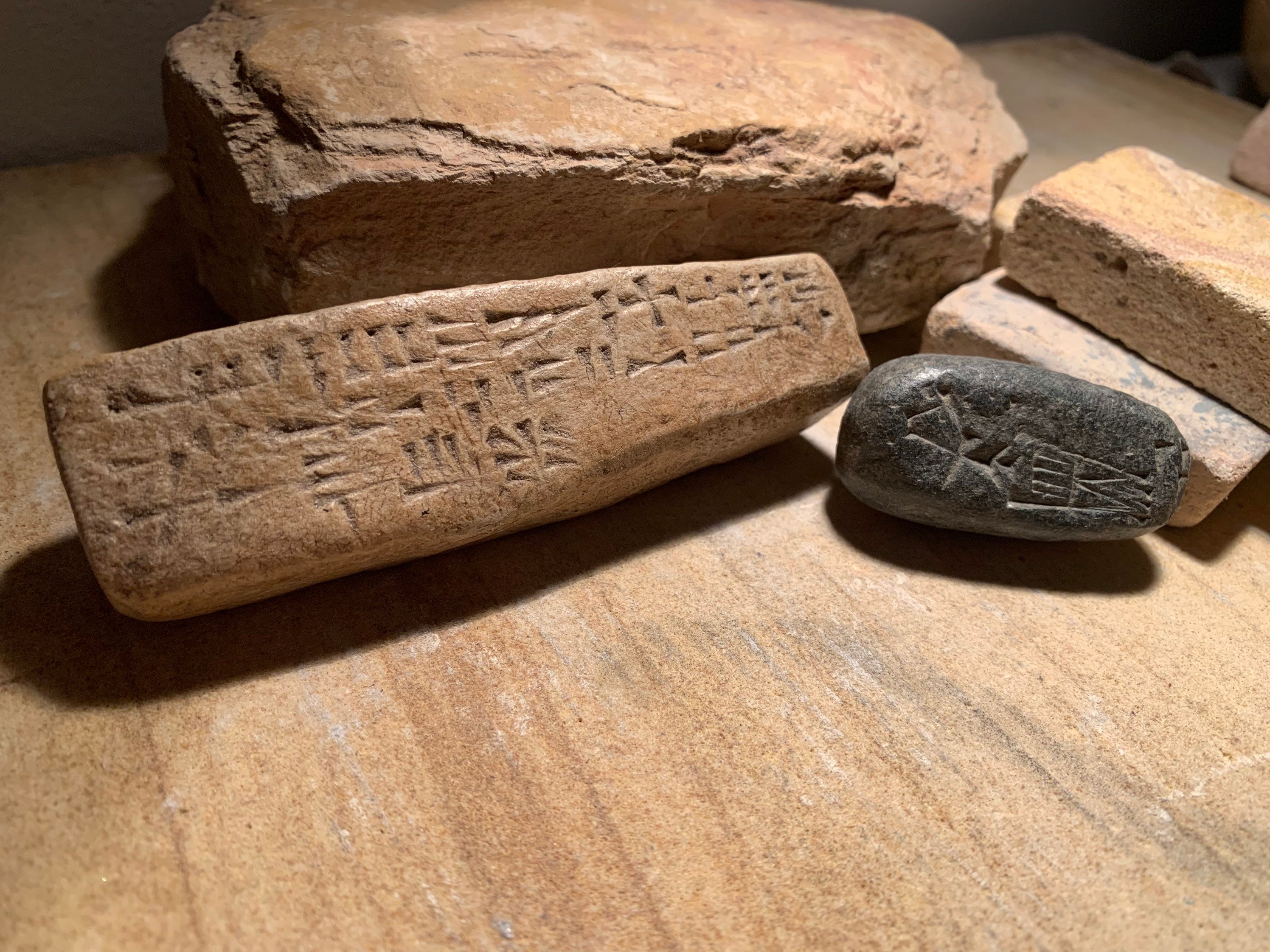 Sumerian Cuneiform - Mesopotamia - Ugarit alphabet - Abjad - ancient ...