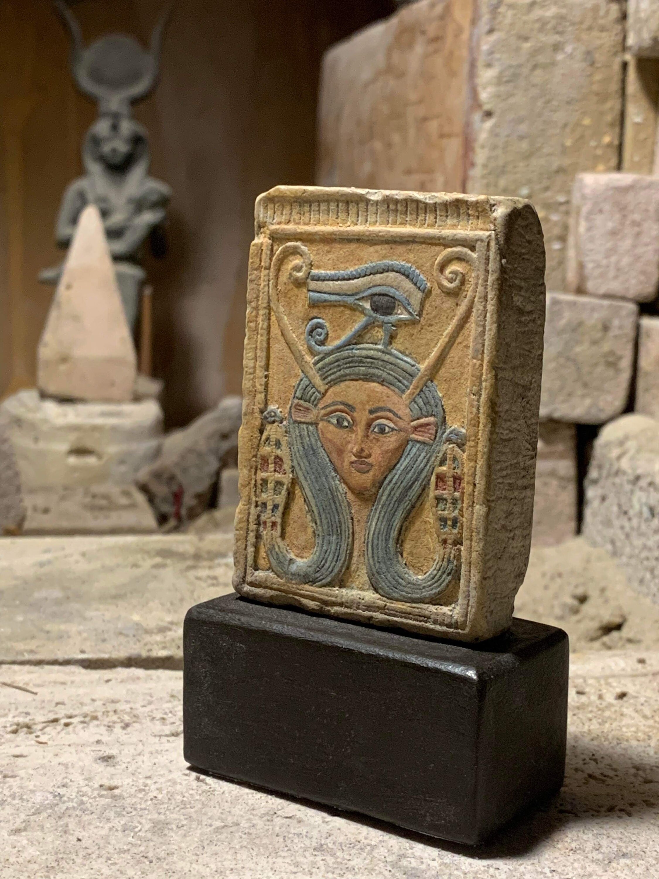 Egyptian sculpture of the goddess of love - Hathor / Het-hur A beloved ...