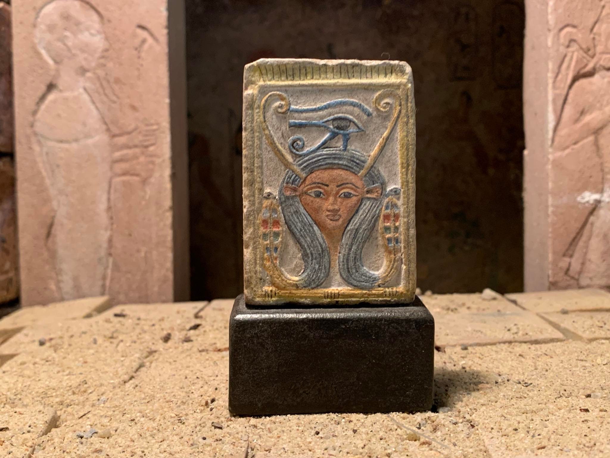 Egyptian sculpture of the goddess of love - Hathor / Het-hur A beloved ...