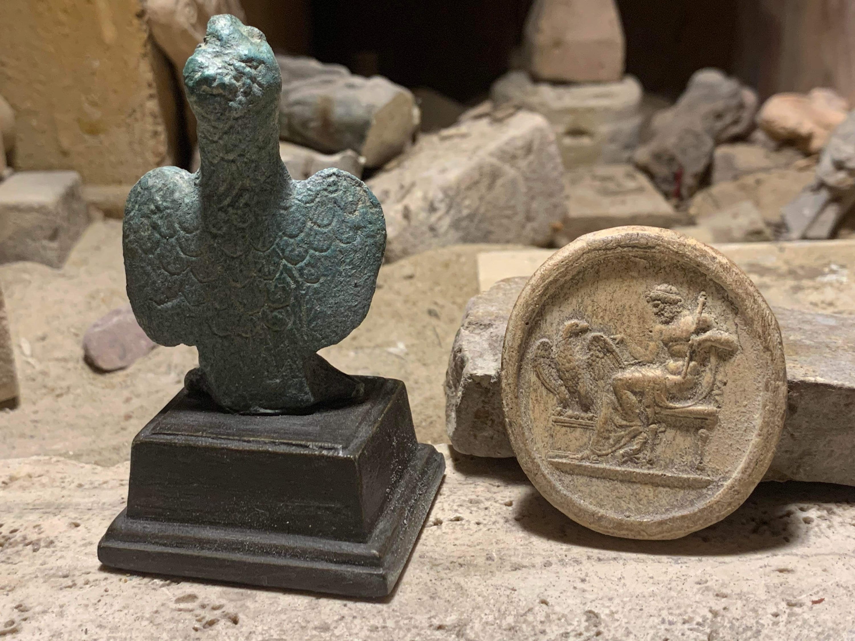 Zeus and Aquila Ancient Greek / Roman art. Eagle statue and amulet ...