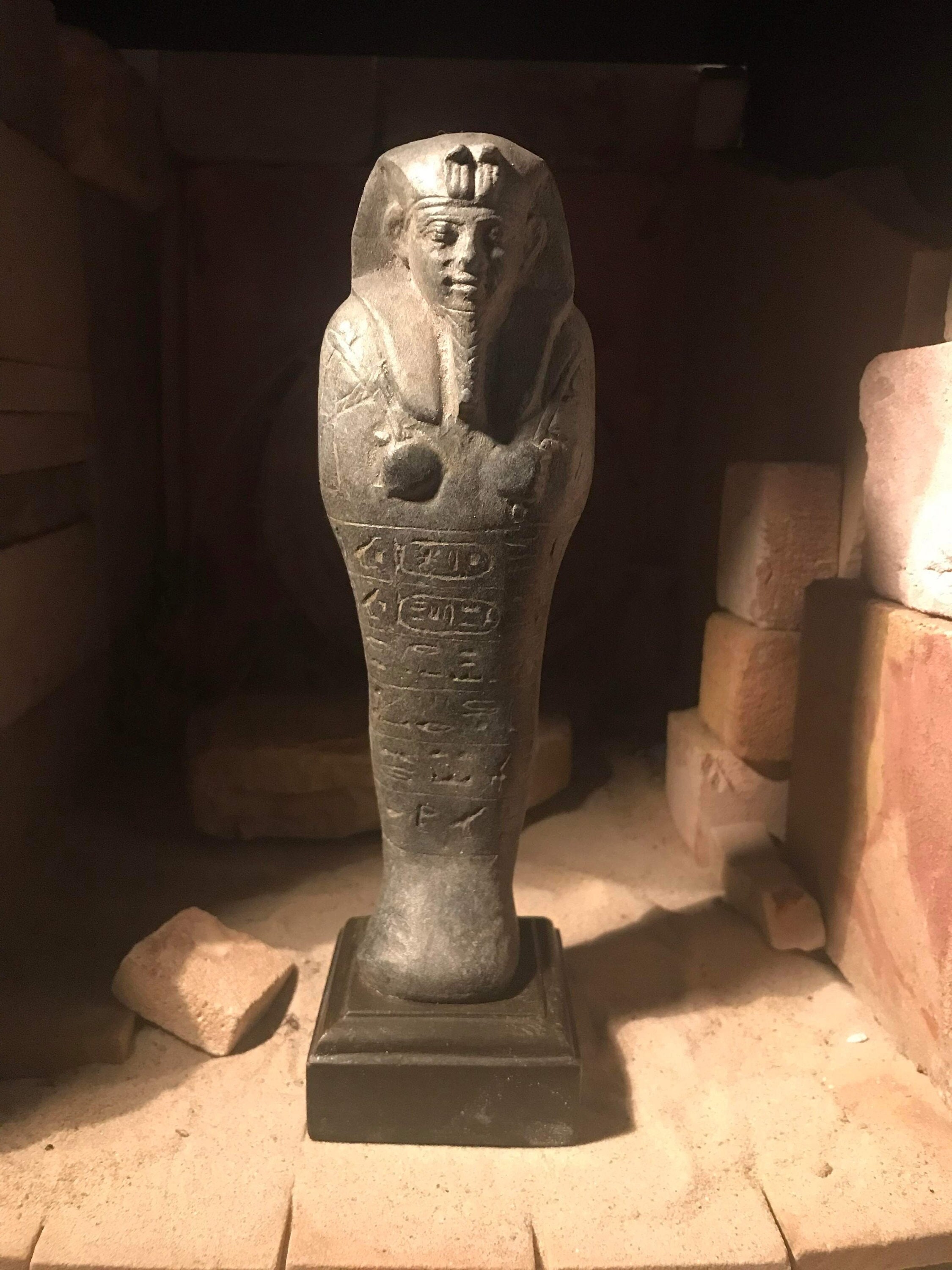 Egyptian statue / Kushite King ushabti figure of Senkamanisken ...