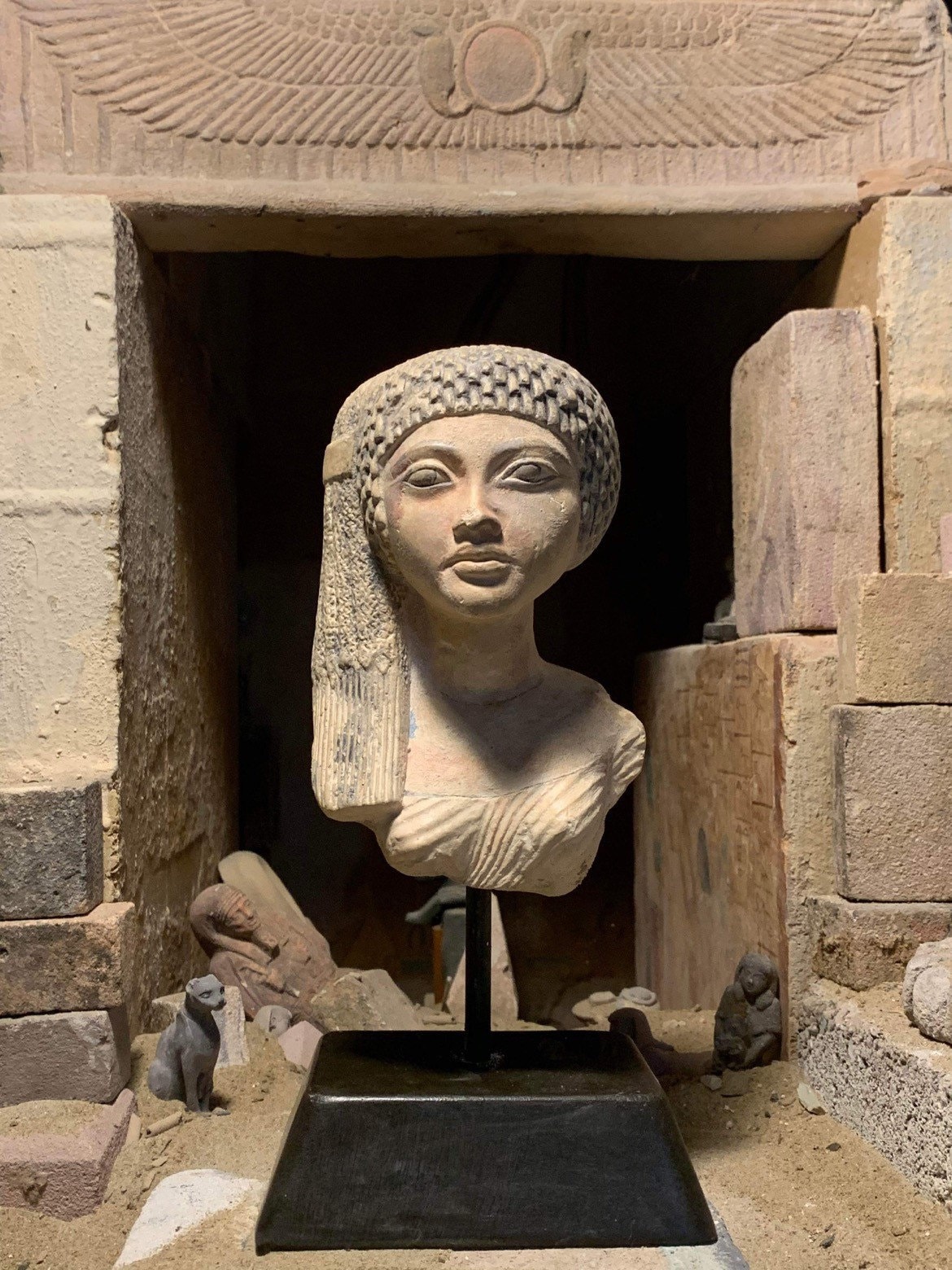 Ancient Egyptian statue Amarna princess. Daughter of Nefertiti