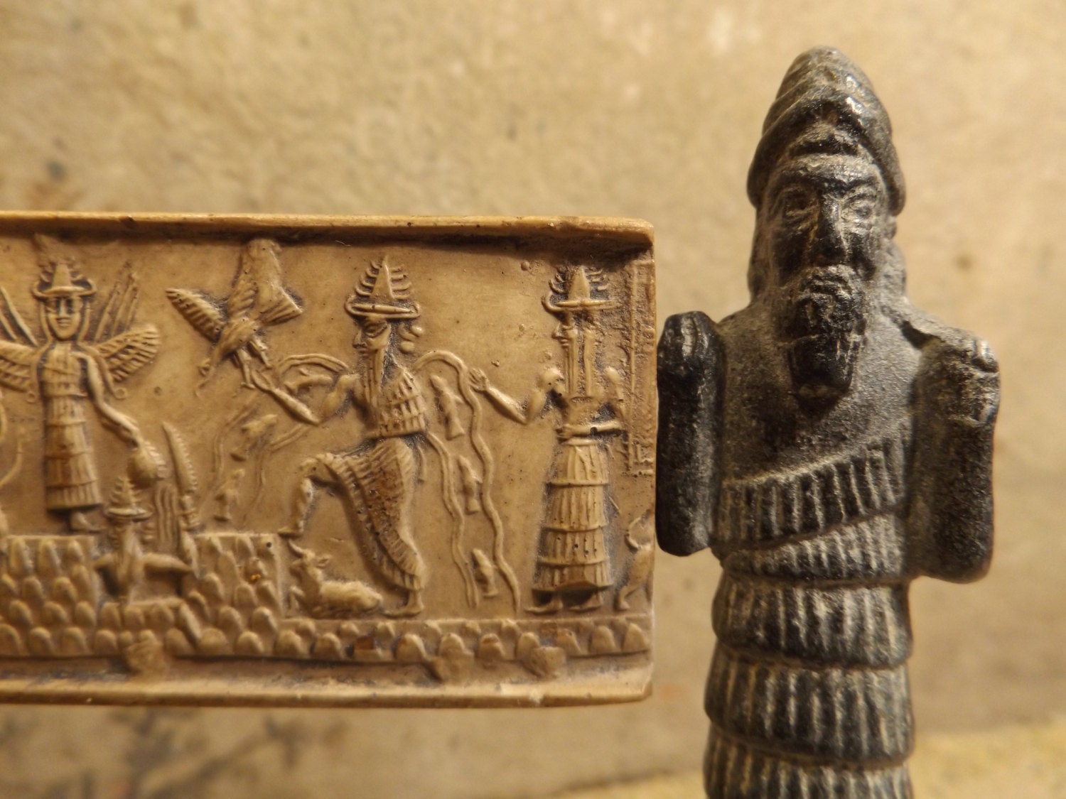 Sumerian statue and seal impression replica. Enki, Ishtar, Shamash ...