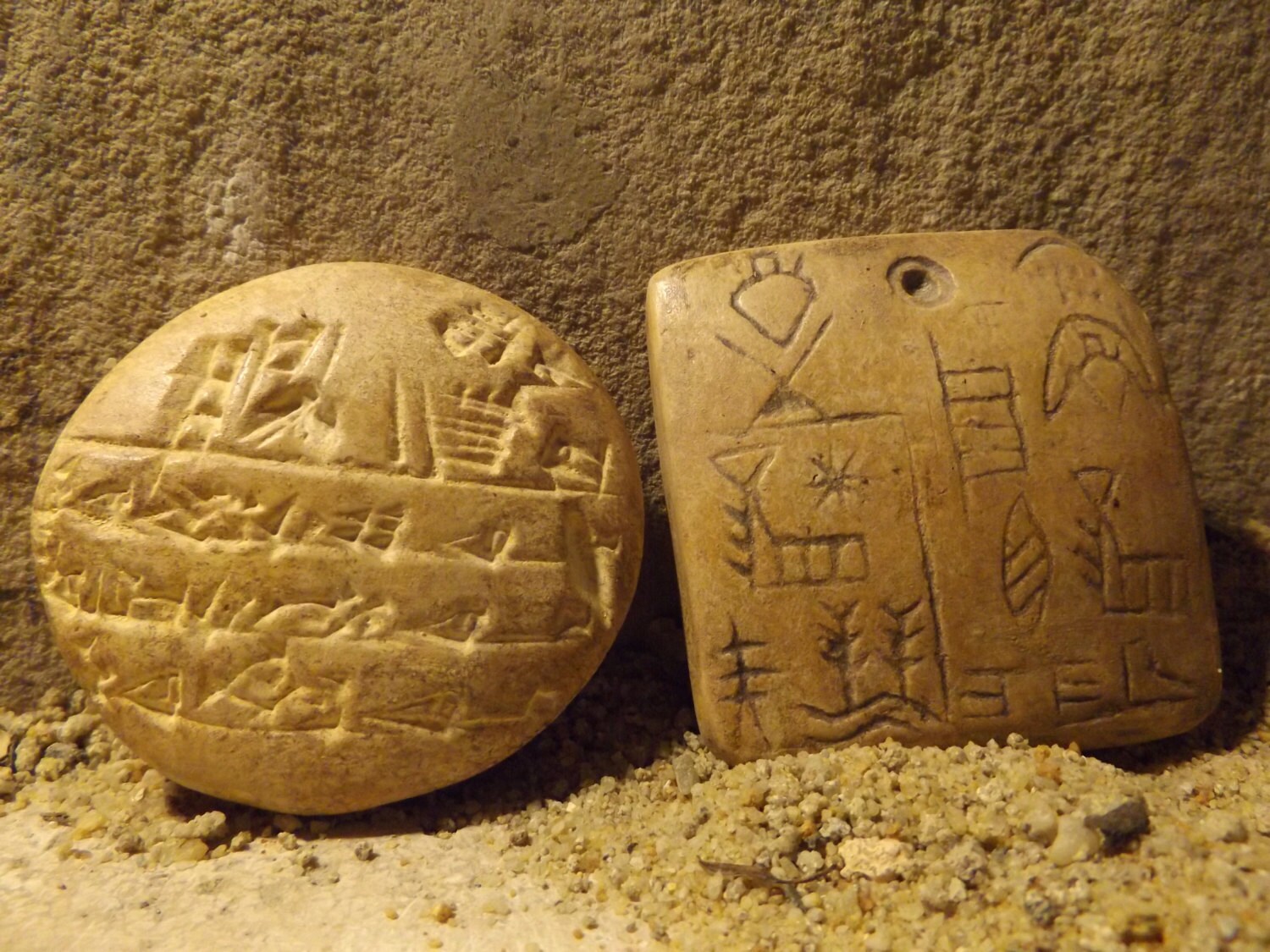 Sumerian / Babylon / Assyrian Cuneiform tablets - Ancient writing ...