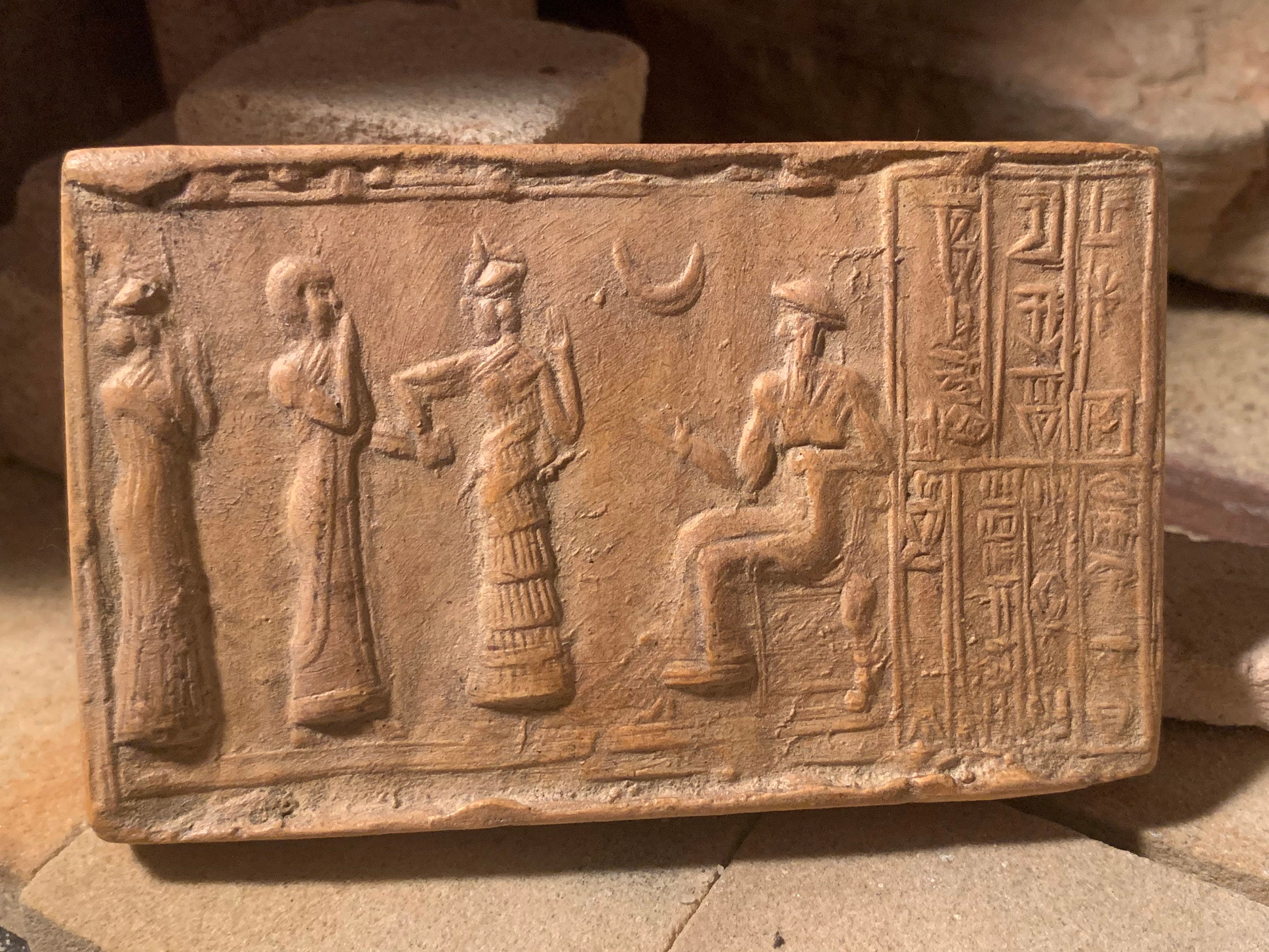 Sumerian cylinder seal of Ur Nammu. Museum replica tablet set ...