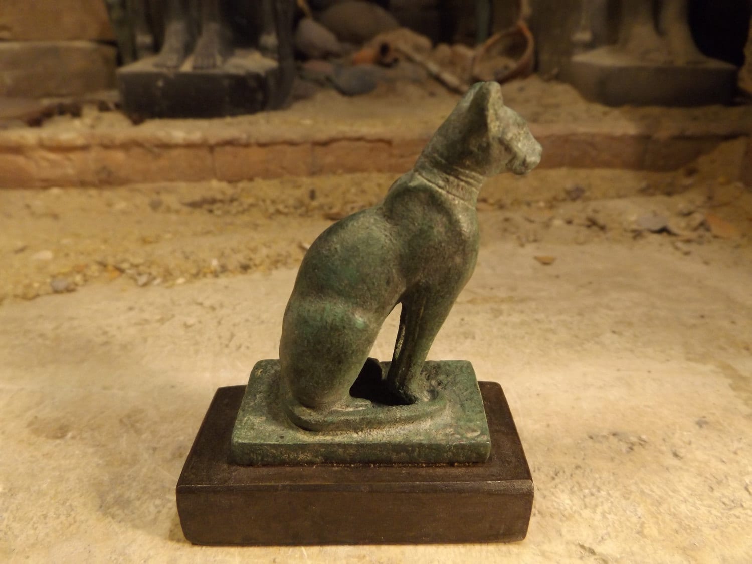 Egyptian cat statue - Bast / Bastet - Goddess of music, joy, dance ...