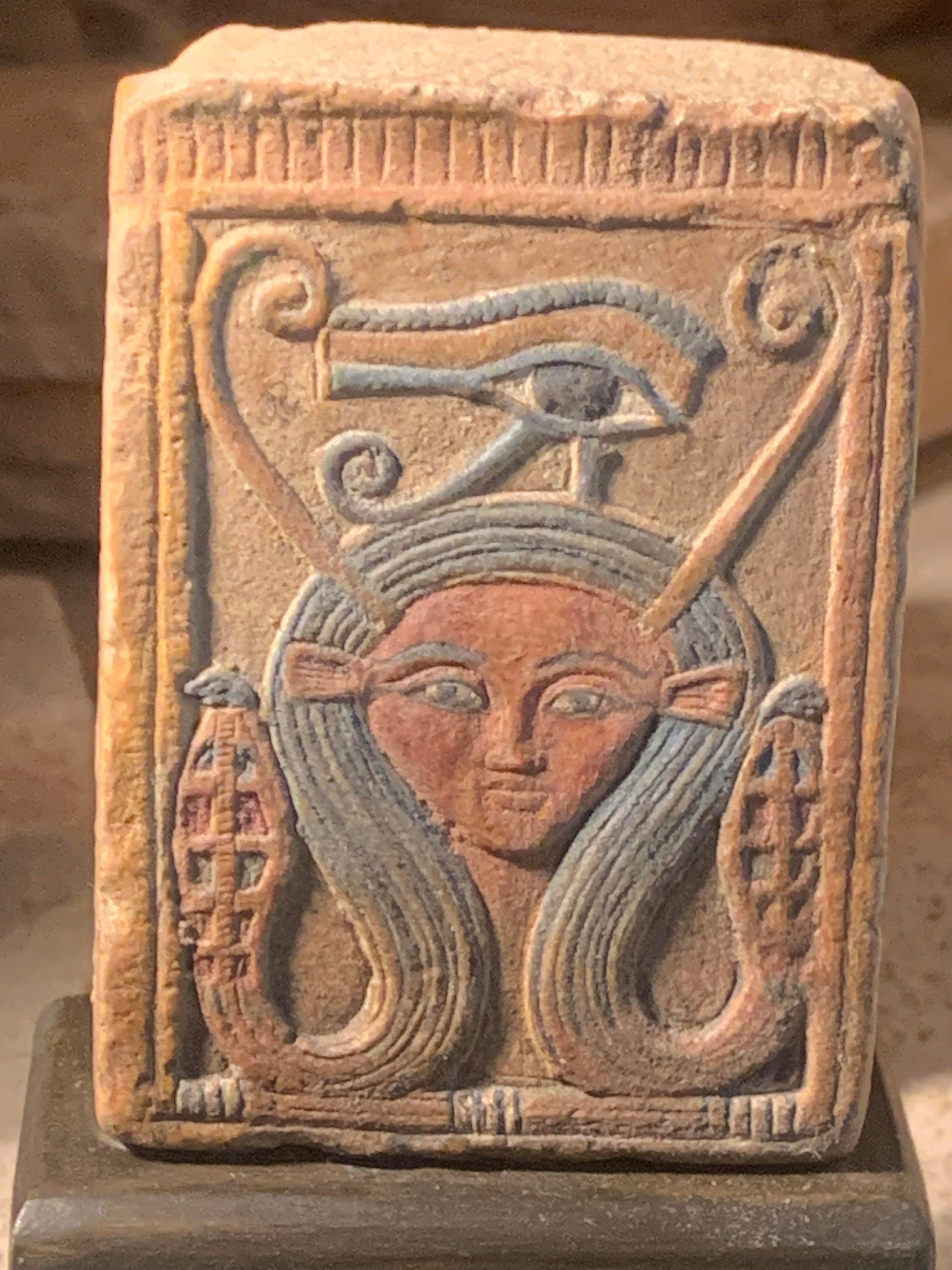 Egyptian sculpture of the goddess of love - Hathor / Het-hur A beloved ...