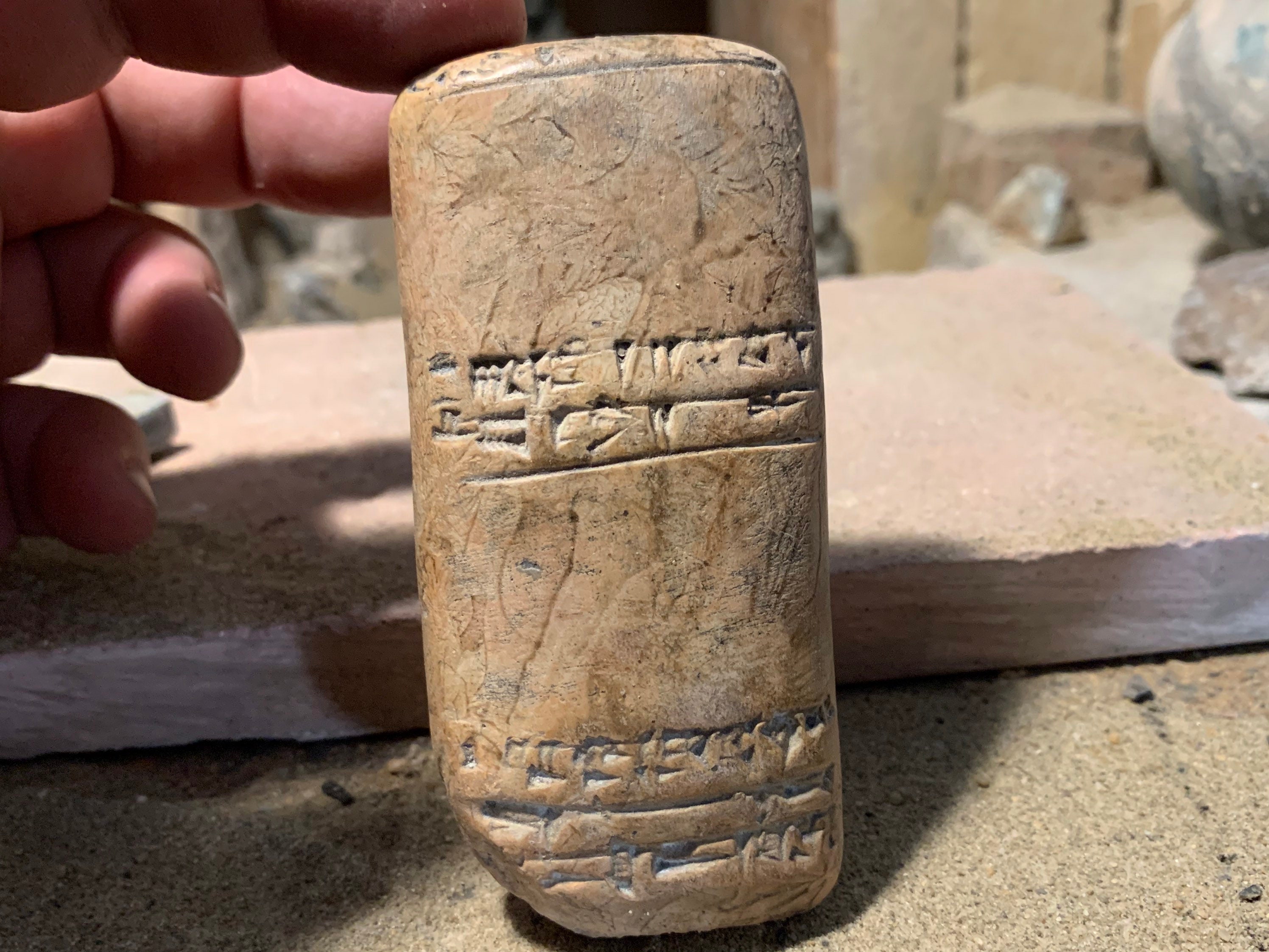 Sumerian / Babylon Cuneiform tablet - Ancient writing Mesopotamia