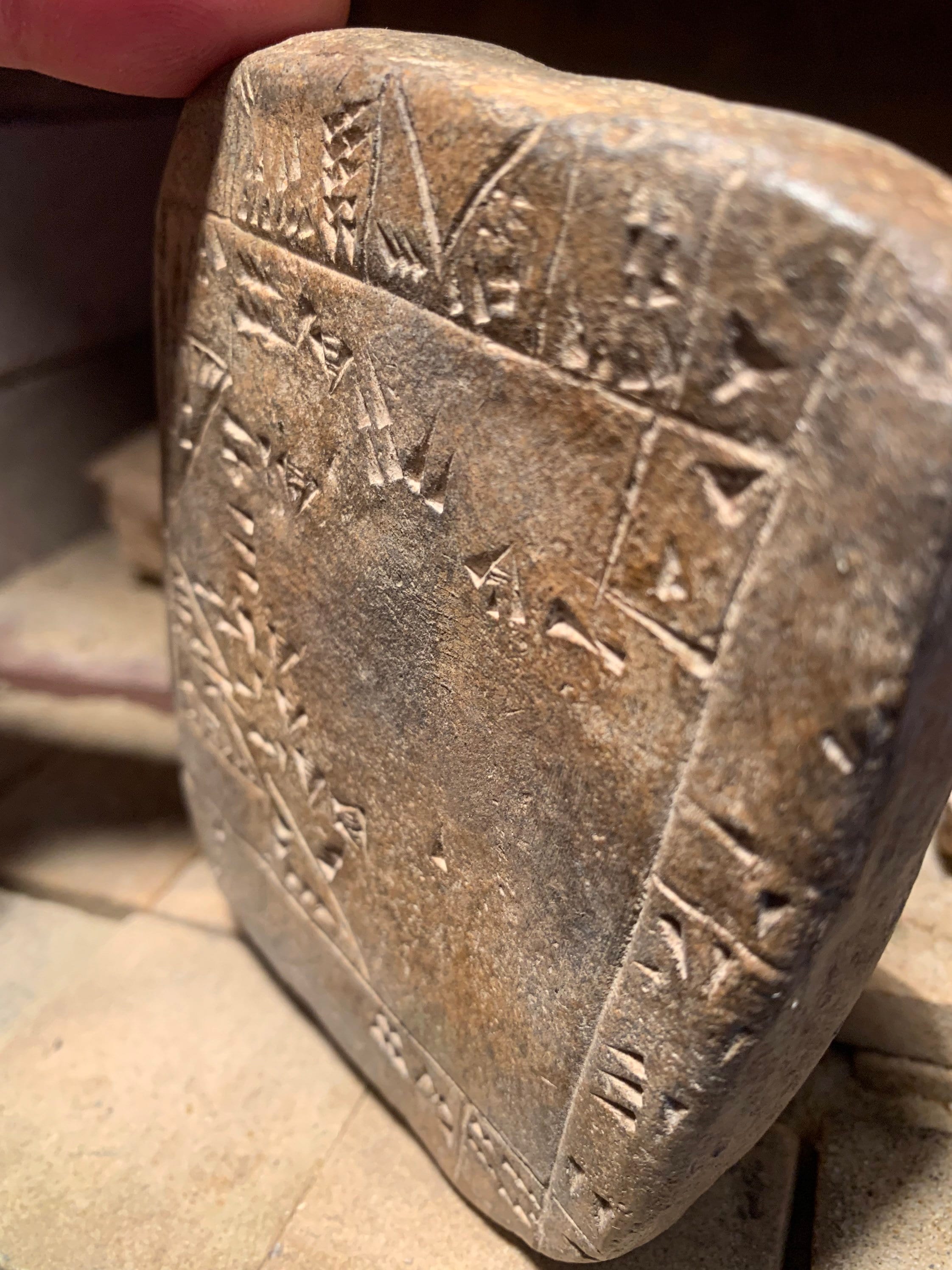 Sumerian / Mesopotamian cuneiform writing - mathematical tablet ...