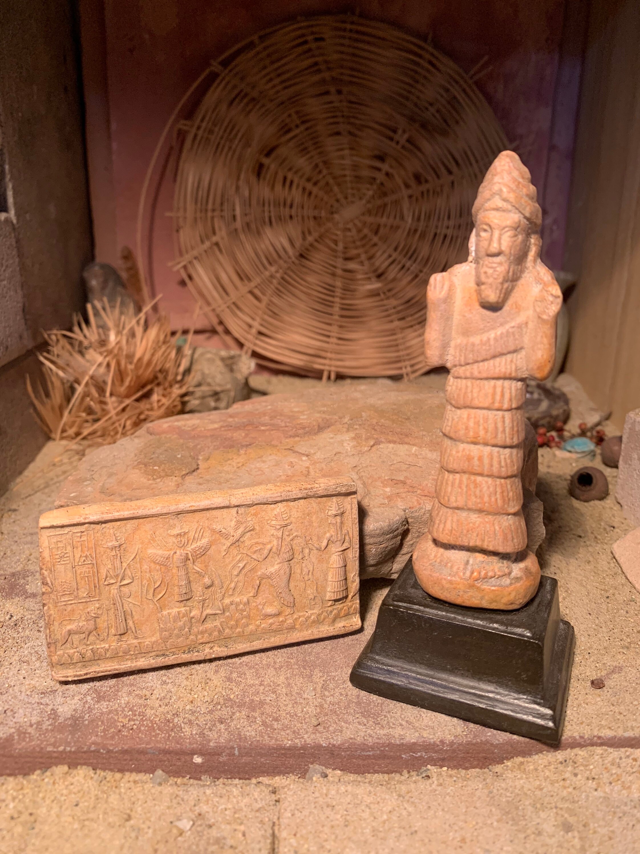 Sumerian statue and seal impression replica. Enki, Ishtar, Shamash ...