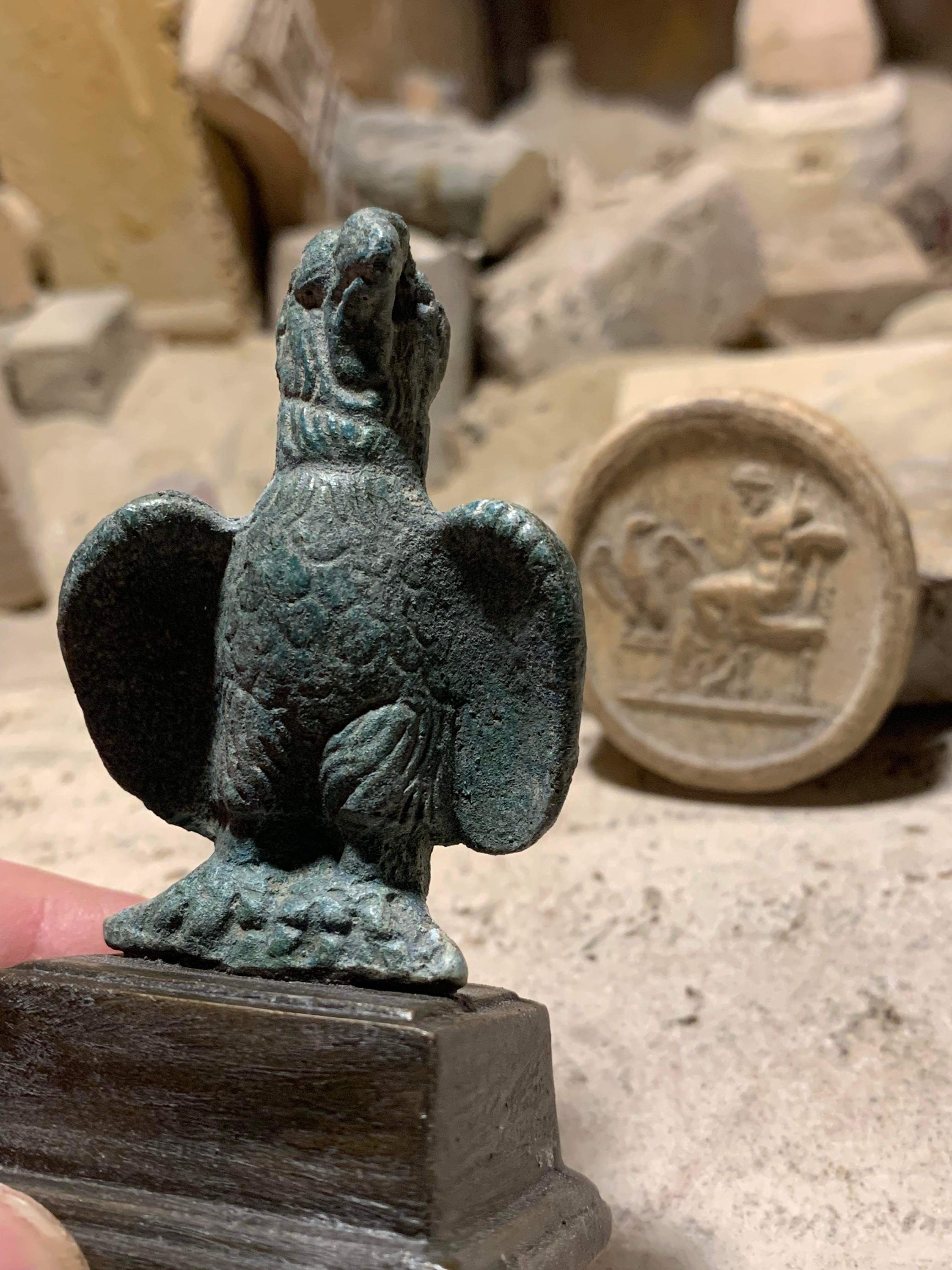 Zeus and Aquila Ancient Greek / Roman art. Eagle statue and amulet ...