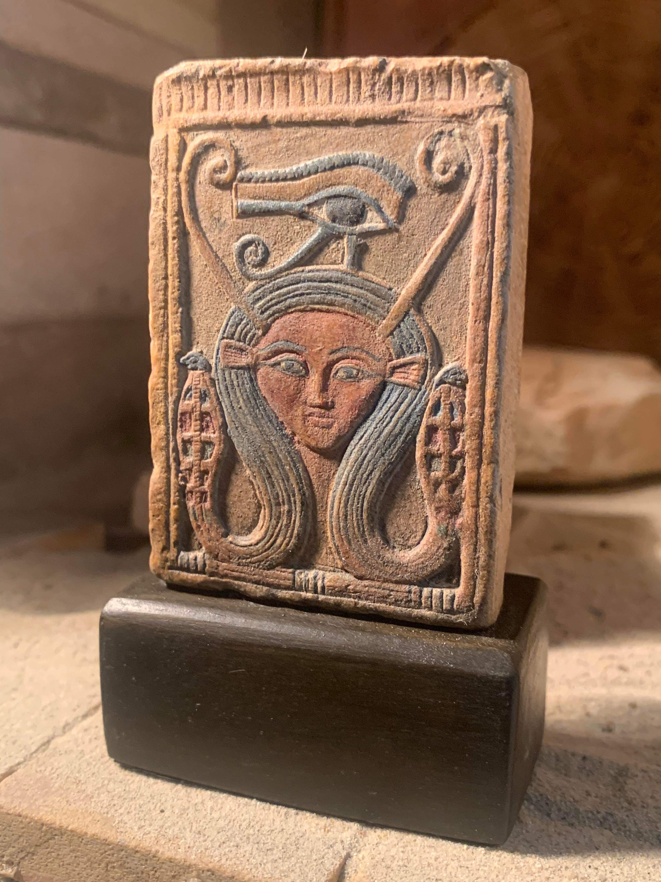 Egyptian sculpture of the goddess of love - Hathor / Het-hur A beloved ...