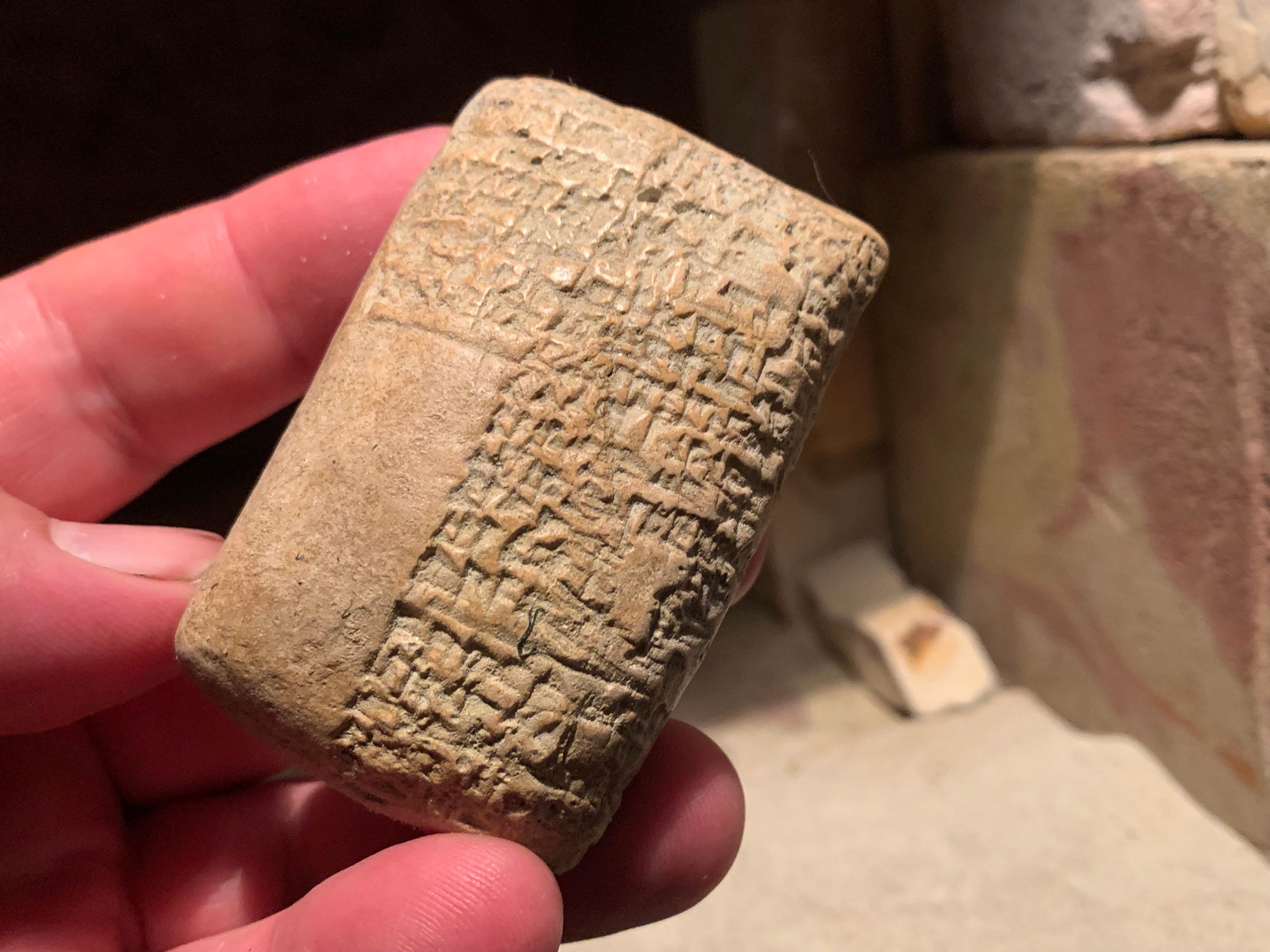 Sumerian / Babylon Cuneiform tablet - Ancient writing Mesopotamia