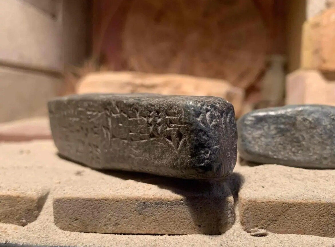 Sumerian Cuneiform - Mesopotamia - Ugarit alphabet - Abjad - ancient ...