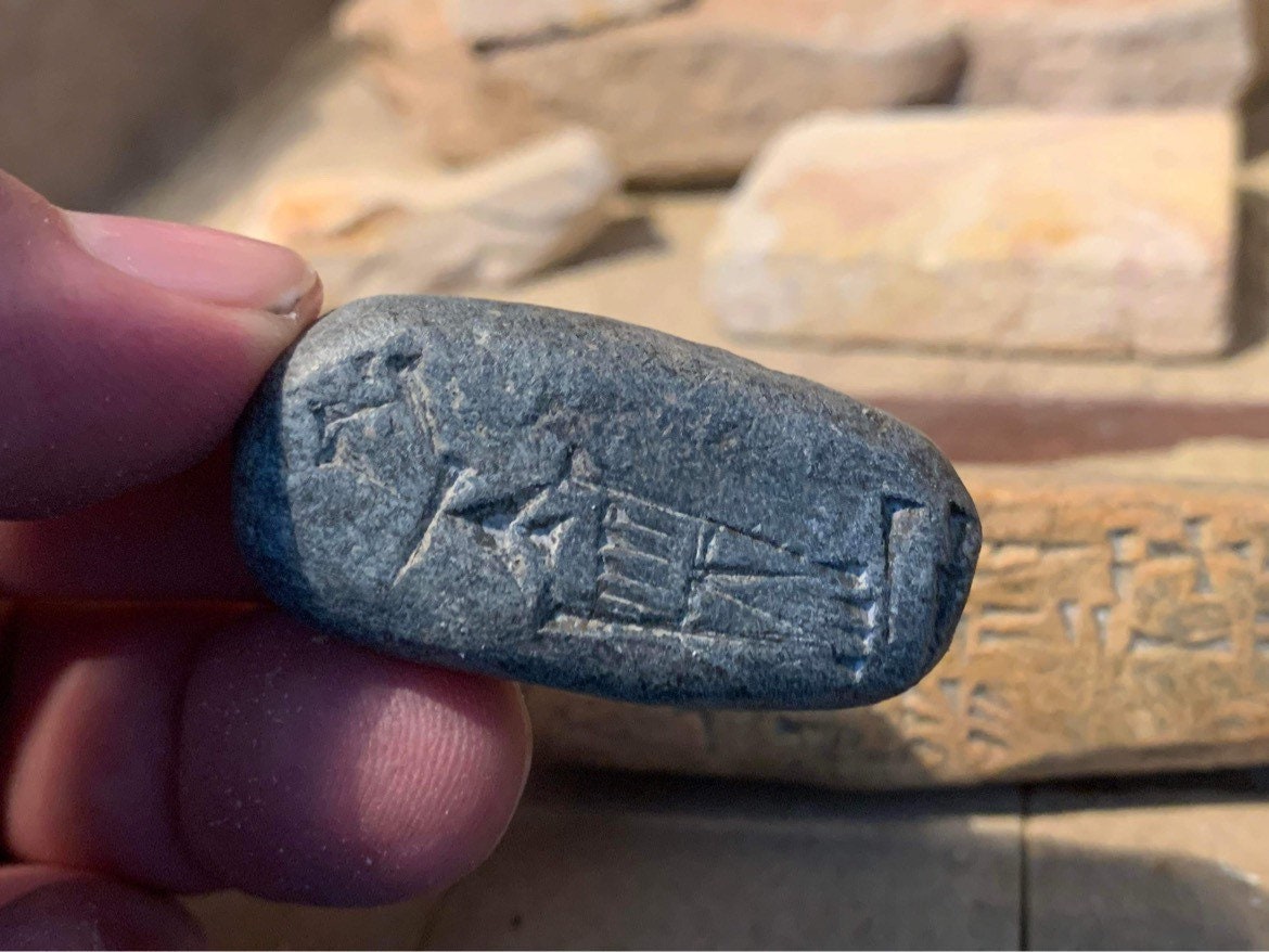 Sumerian Cuneiform - Mesopotamia - Ugarit alphabet - Abjad - ancient ...