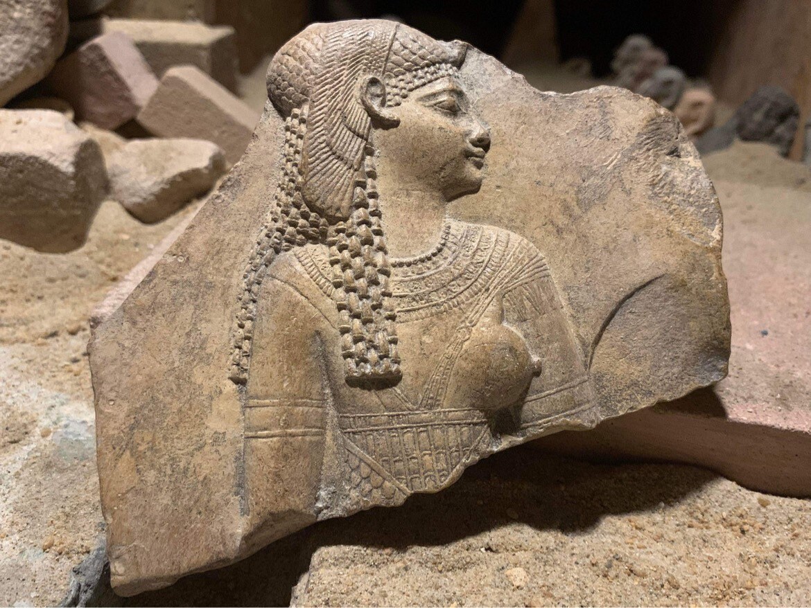 Egyptian art - Cleopatra dressed as the Goddess Isis - Relief sculpture ...