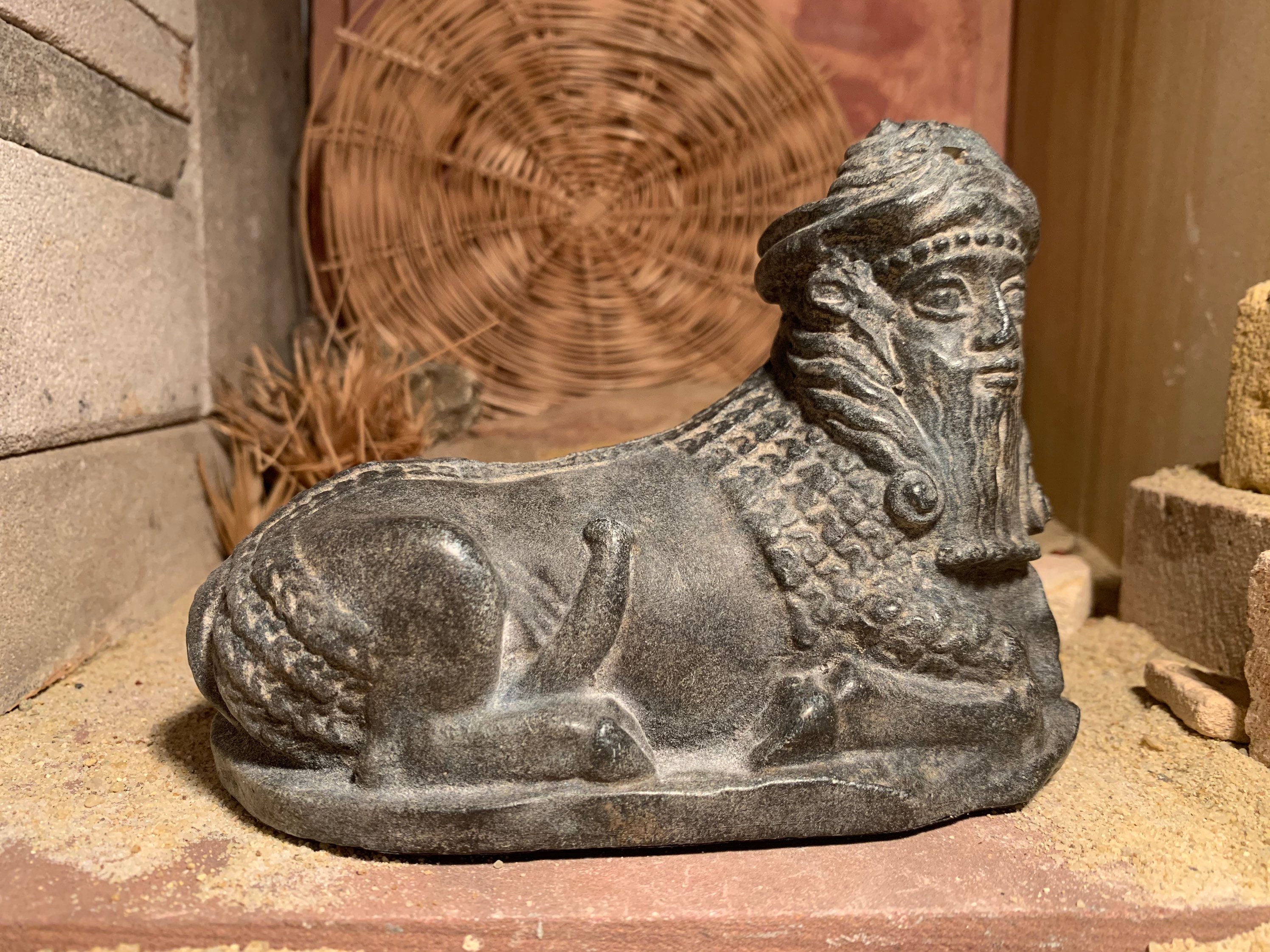 Sumerian statue / art Akkadian cylinder seal and impression Gilgamesh ...