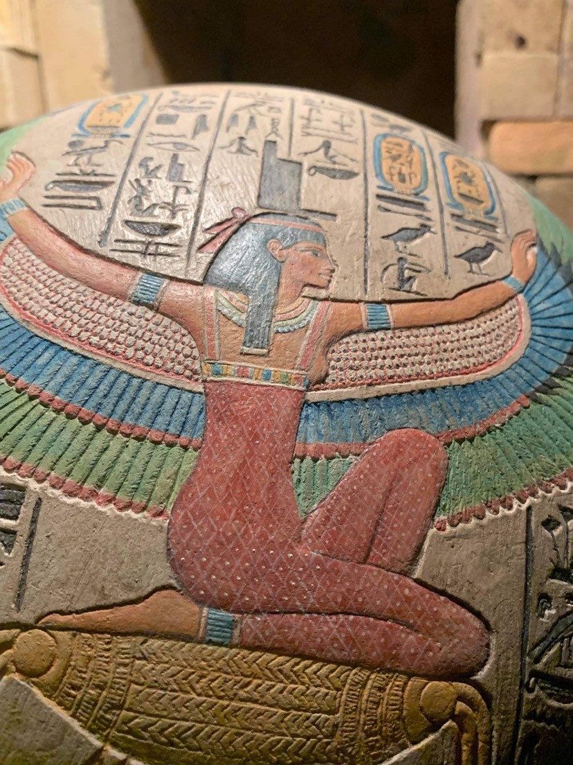 Isis - Egyptian art - Goddess of powerful magic & mothers. Wall feature ...