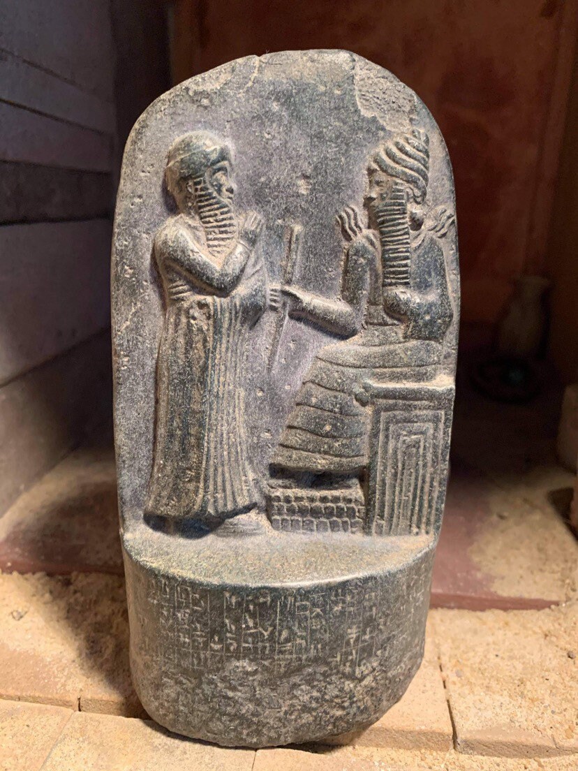 Babylon law code of Hammurabi - Akkadian Cuneiform Mesopotamian art ...